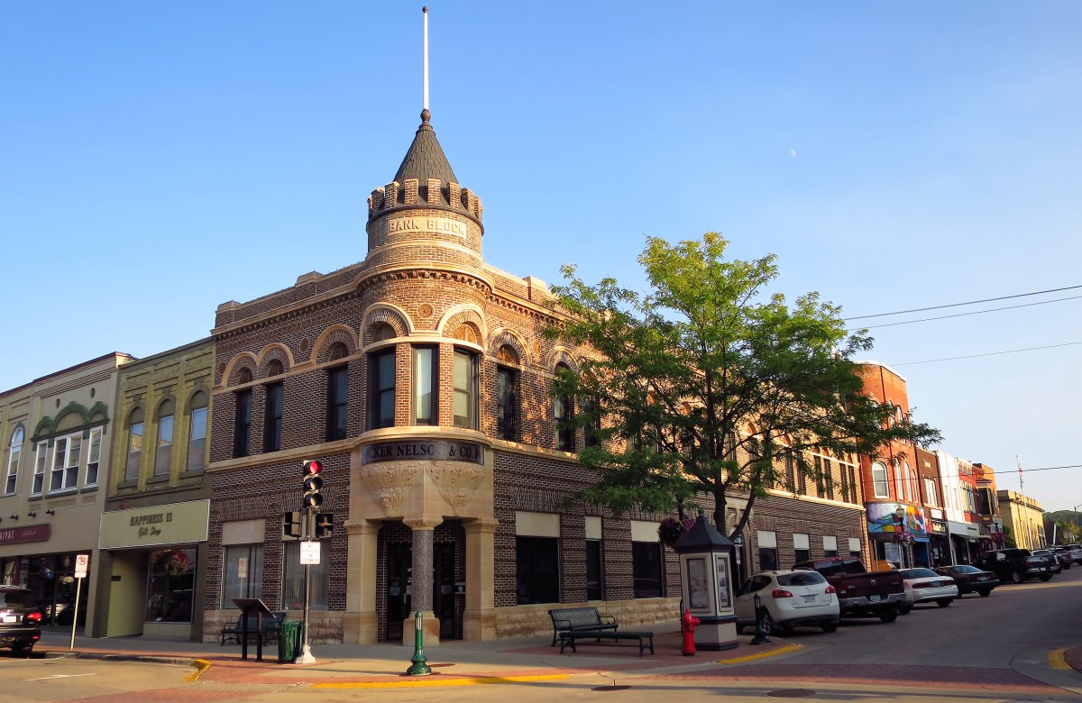 The Little Norse Town of Decorah, Iowa | TimManBlog